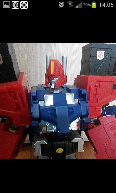 Transformers city commander with optimus prime, Hobbies & Toys, Toys ...