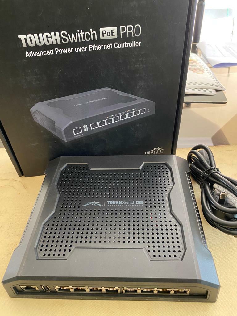 Ethernet Switch Ubiquiti TS-8-PRO, Computers & Tech, Parts ...