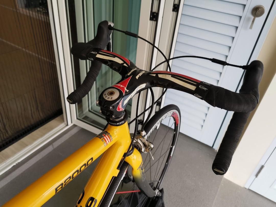 Cannondale R2000 CAAD4 (Road Bike / Racer), Sports Equipment, Bicycles ...