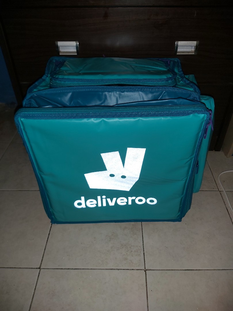 Deliveroo bag (V3), Everything Else on Carousell