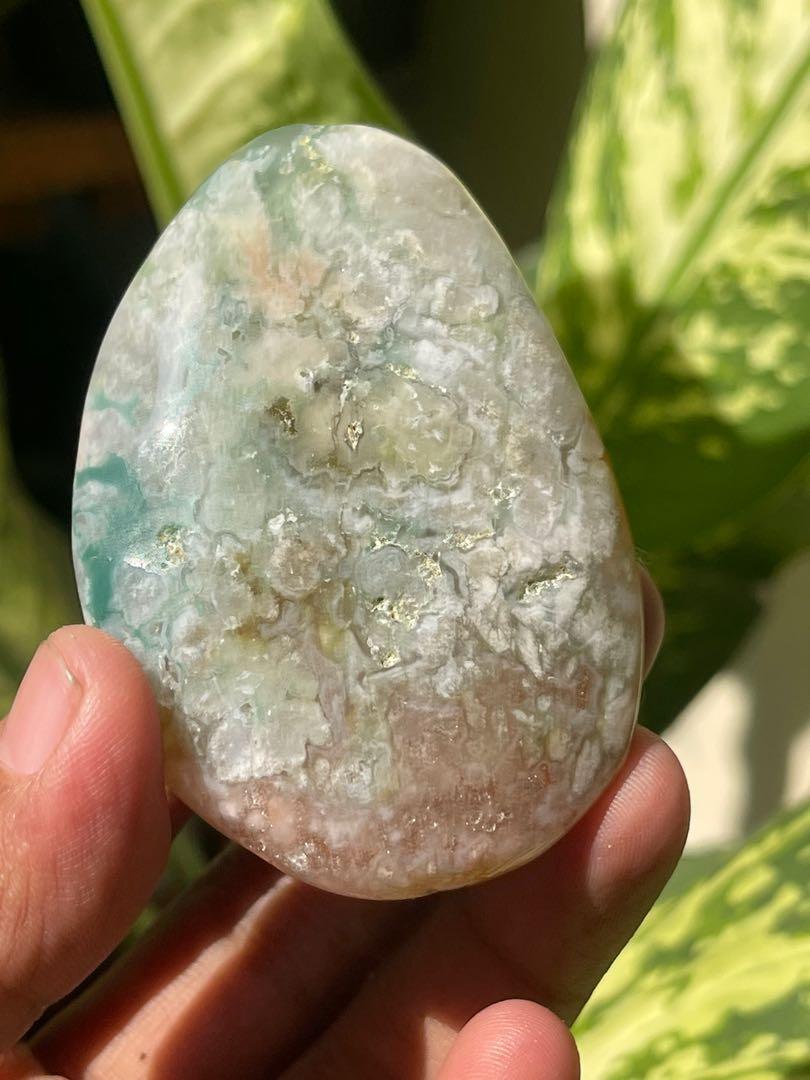 Green Sakura Agate Palm Stone, Women's Fashion, Jewelry & Organizers ...