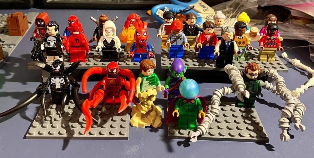 Lego 76178 minifigures only, Hobbies & Toys, Toys & Games on Carousell