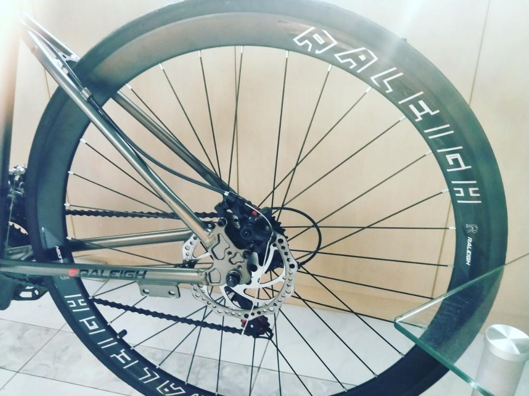 RALEIGH Road Bike, Shimano Variable Speed, Sports Equipment, Bicycles ...