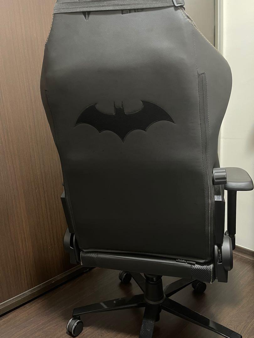 SECRET LAB DARK KNIGHT TITAN, Furniture & Home Living, Furniture ...