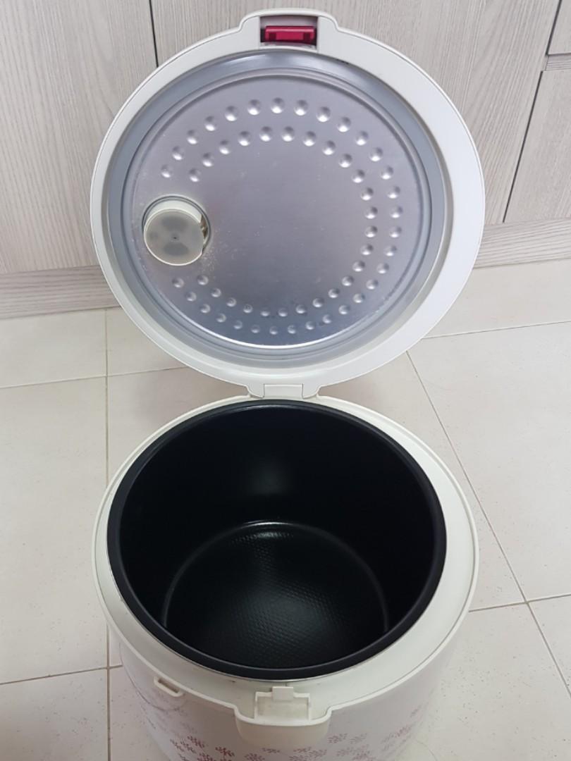 Tefal Rice Cooker Model RK1056, TV & Home Appliances, Kitchen ...