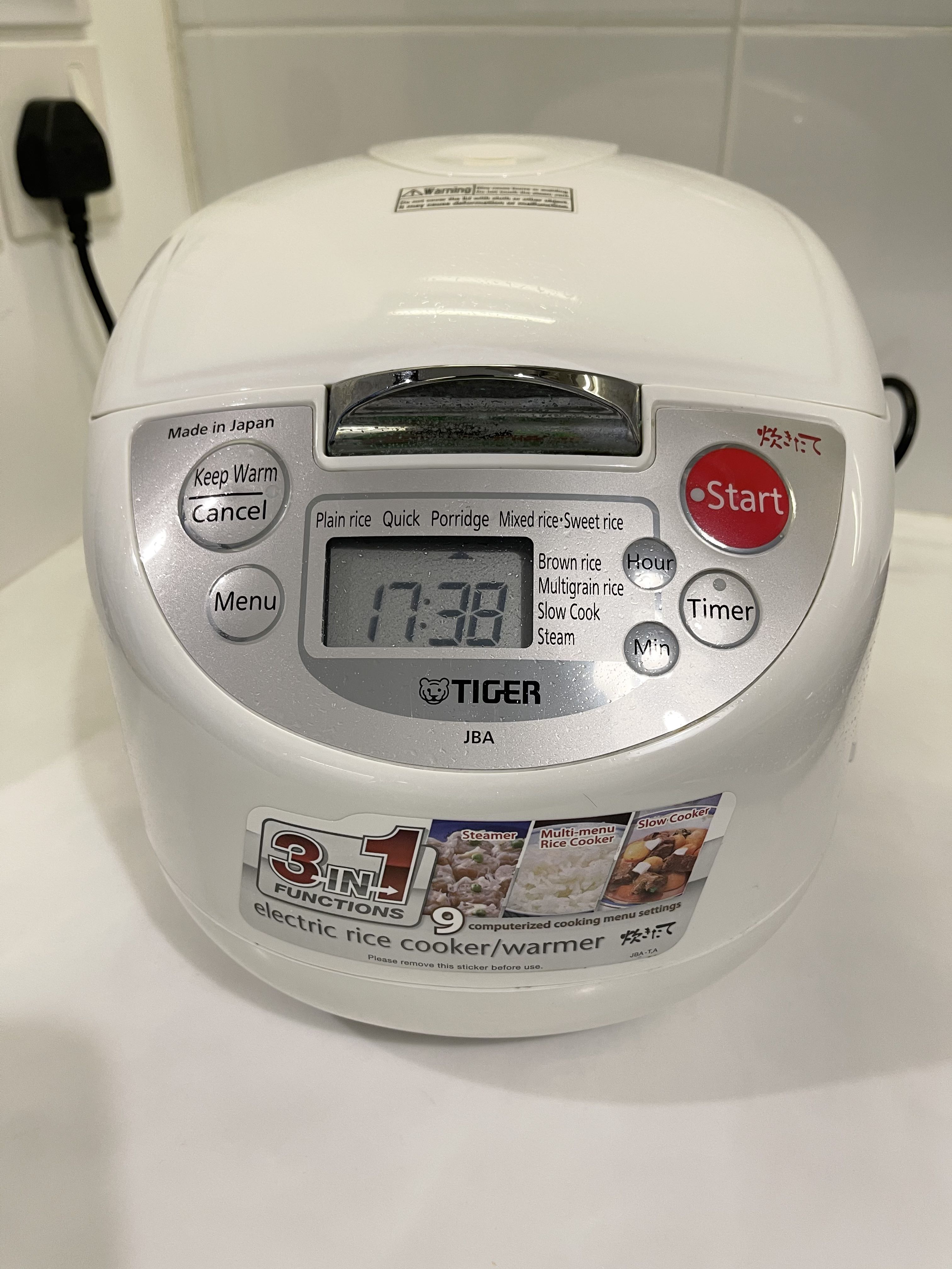 Tiger 3-in-1 Electric rice cooker / warmer BAA10, TV & Home Appliances ...
