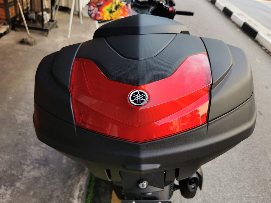 Yamaha Top Box Original 50L 50 Litres very new, Motorcycles, Motorcycle ...