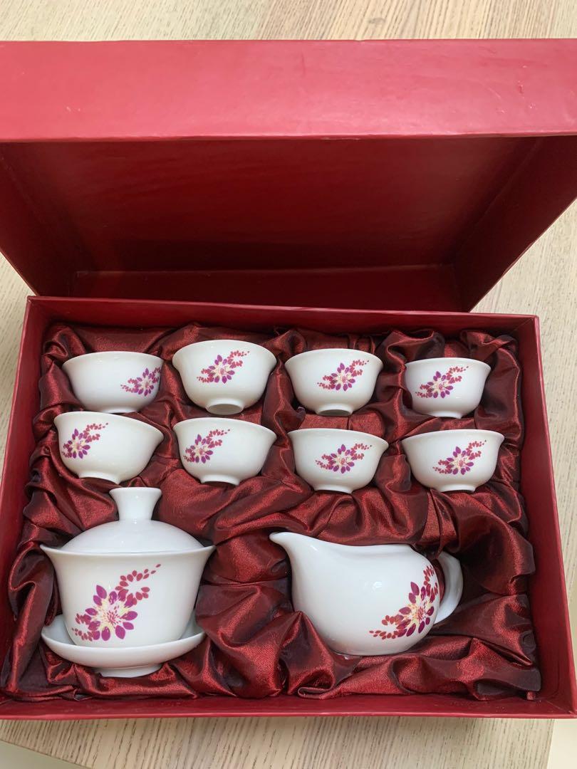 Brand New Tea Set, Furniture & Home Living, Kitchenware & Tableware ...
