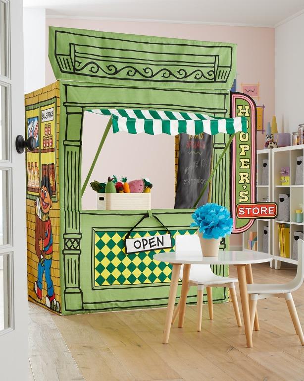 Crate & Barrel Playhouse- Hooper's, Hobbies & Toys, Toys & Games on ...