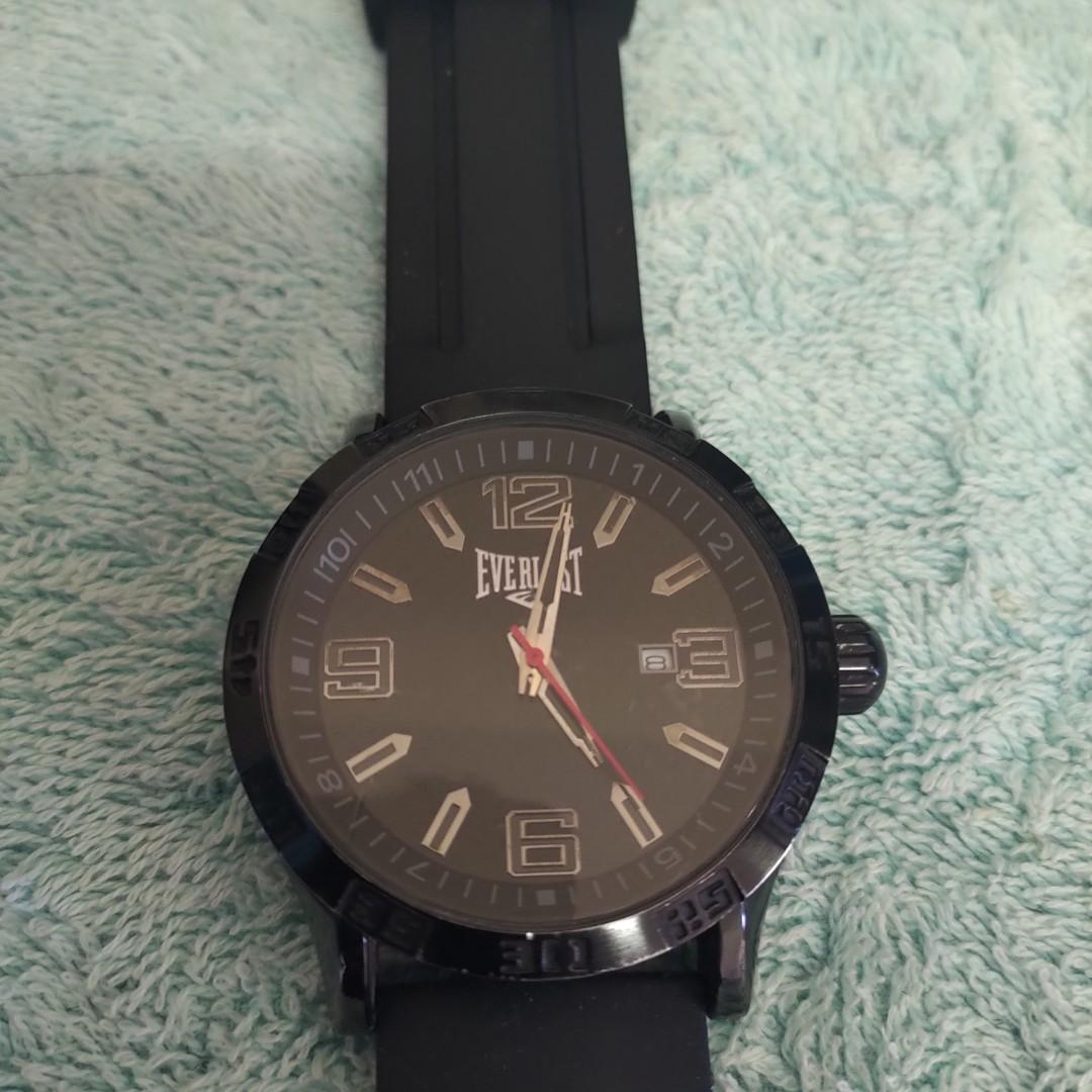 Everlast watch, Men's Fashion, Watches & Accessories, Watches on Carousell