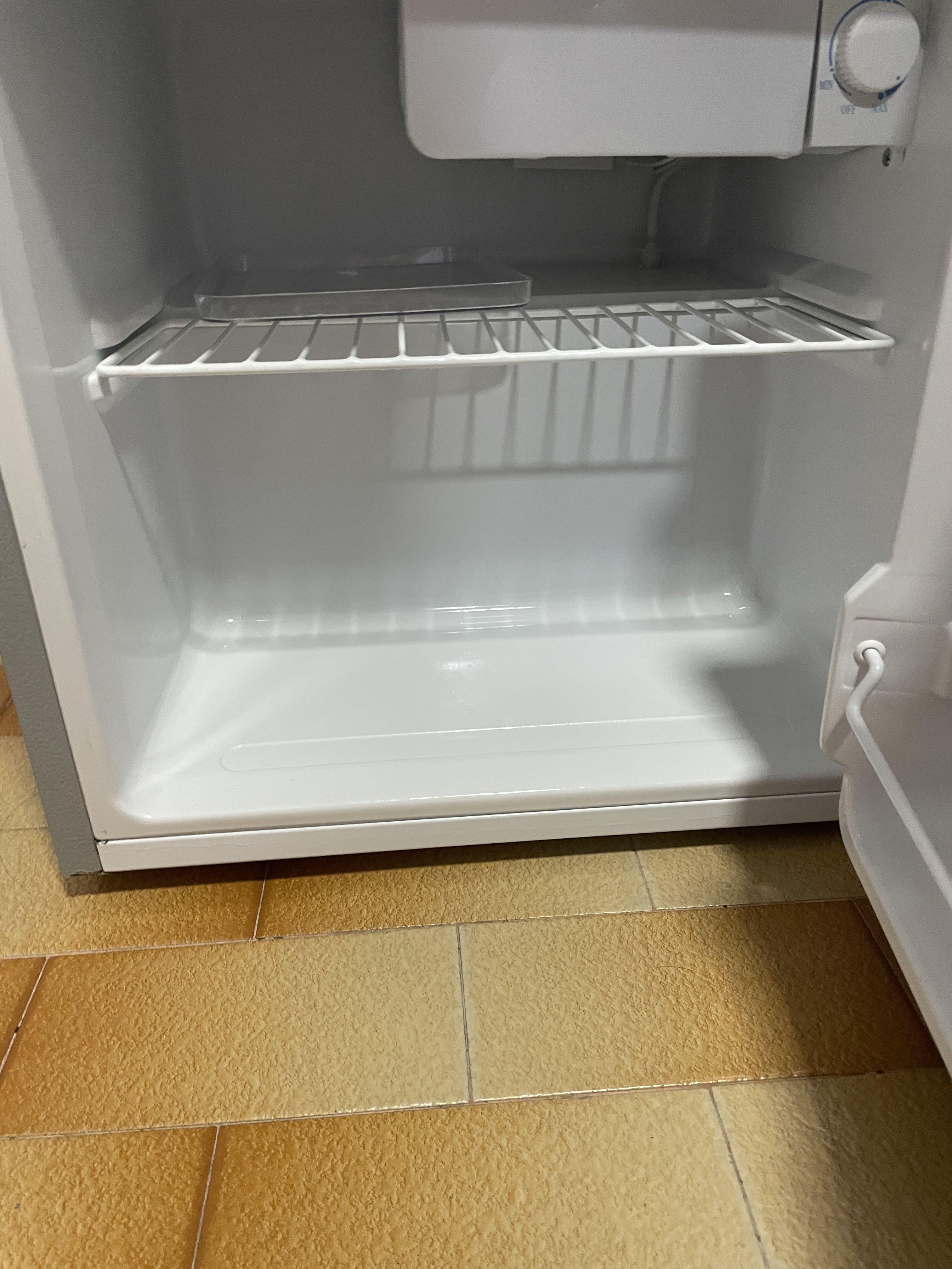 Morgan Mini Fridge, TV & Home Appliances, Kitchen Appliances ...