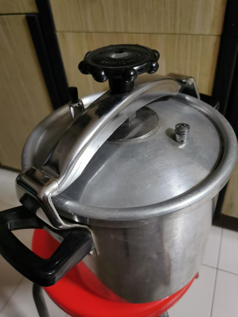 Vintage pressure cooker 5l, TV & Home Appliances, Kitchen Appliances ...