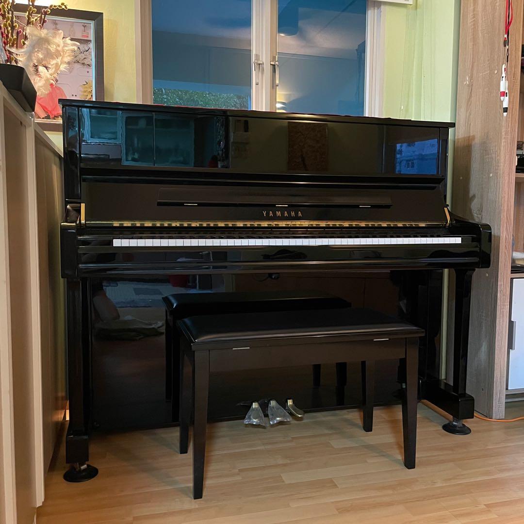 Yamaha Piano Upright U1J PE, Hobbies & Toys, Music & Media, Musical Instruments on Carousell