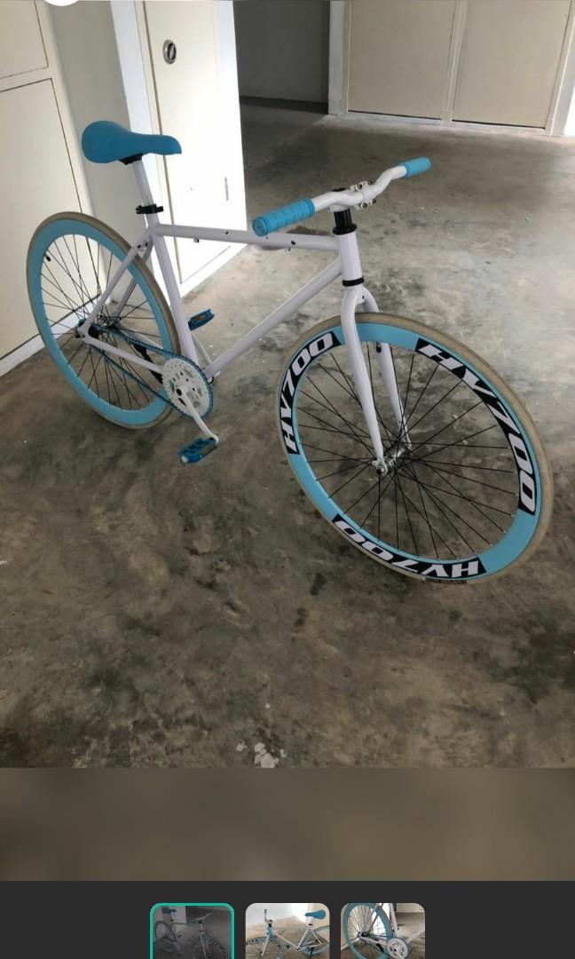 Brandless Fixie, Sports Equipment, Bicycles & Parts, Bicycles on Carousell