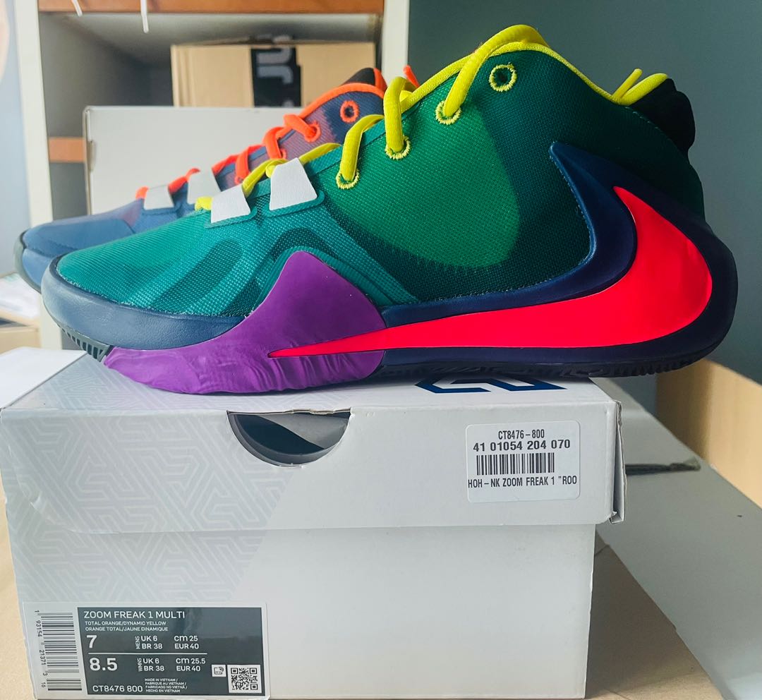 Zoom Freak 1 Multi, Sports Equipment, Sports & Games, Racket & Ball ...