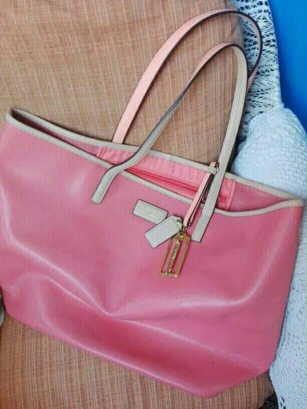 COACH bag pink/peach color, Women's Fashion, Bags & Wallets, Shoulder ...
