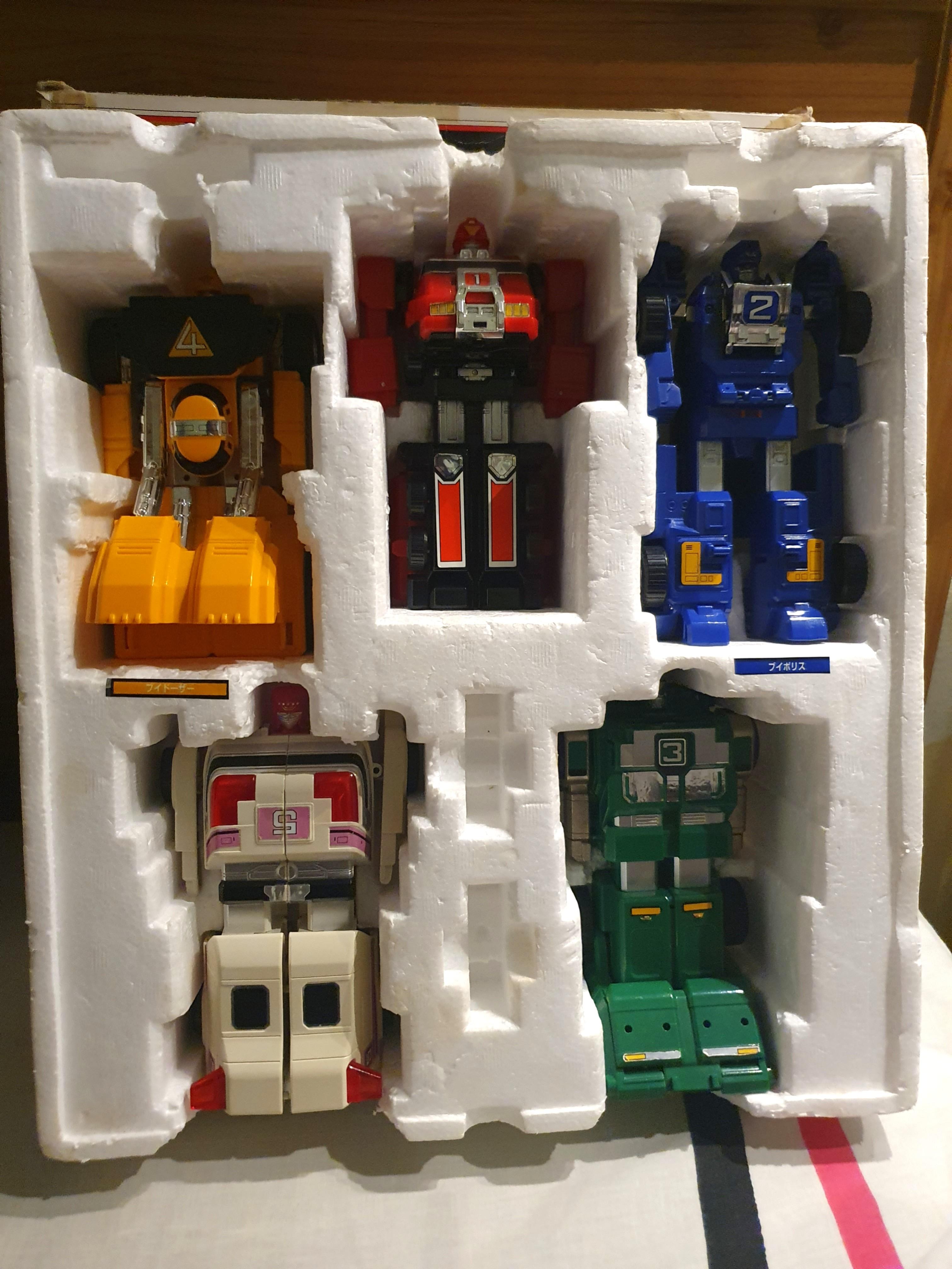 Dx VRV Robo Sentai Rescue Megazord MMPR Power rangers Bib, Hobbies ...
