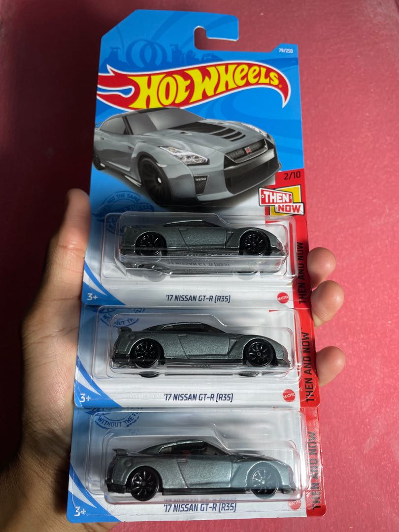 Hot Wheels Nissan GTR, Hobbies & Toys, Toys & Games on Carousell