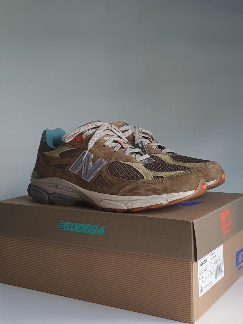 New balance x bodega 990 v3, Men's Fashion, Footwear, Sneakers on Carousell