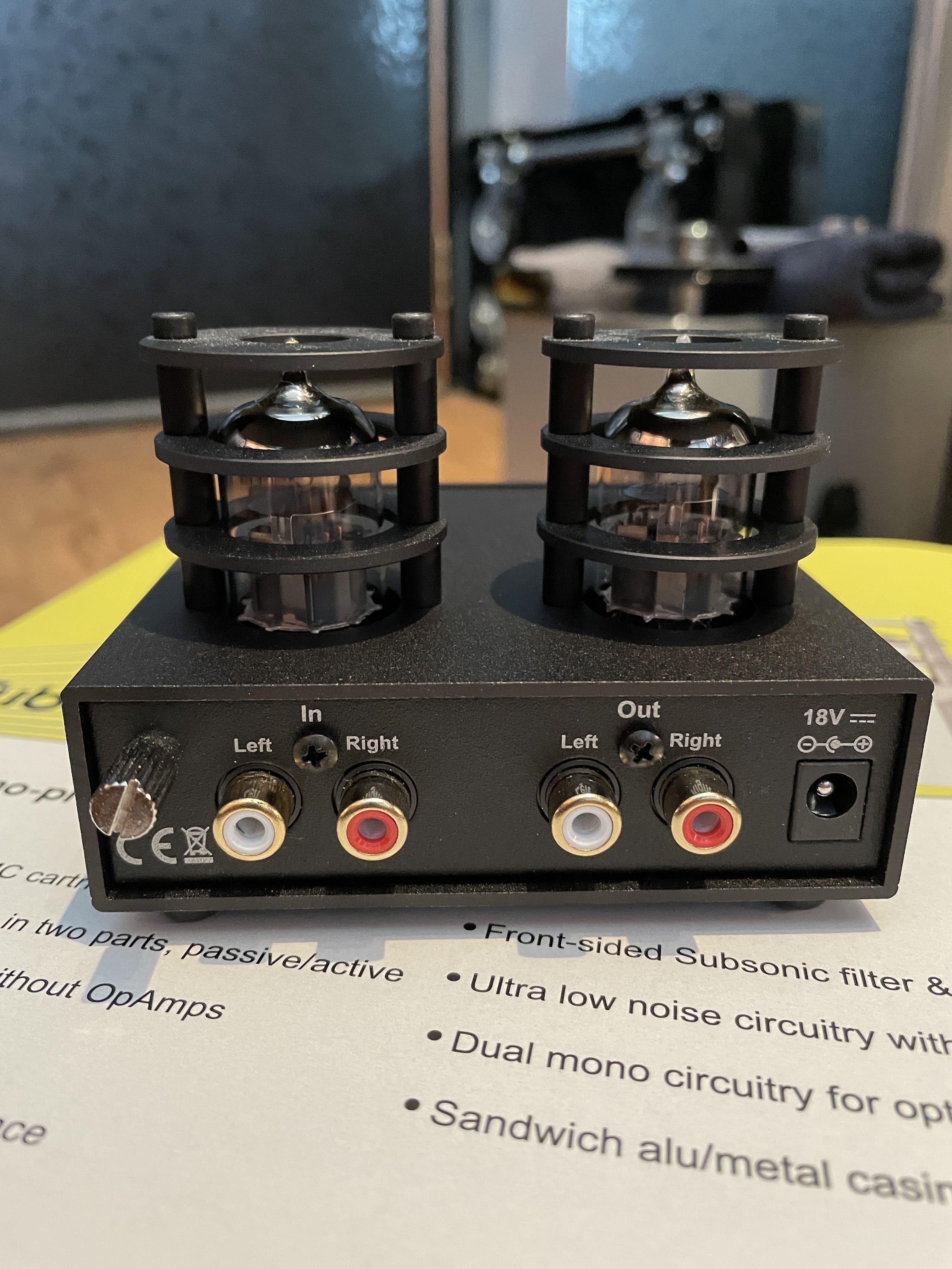 Pro-ject Tube Box S2 with Accu Box S2 PSU - Phono stage preamplifier ...