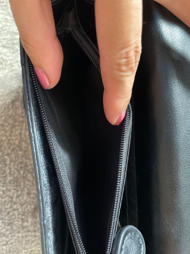 Rocco Barocco RB Bag, Luxury, Bags & Wallets on Carousell