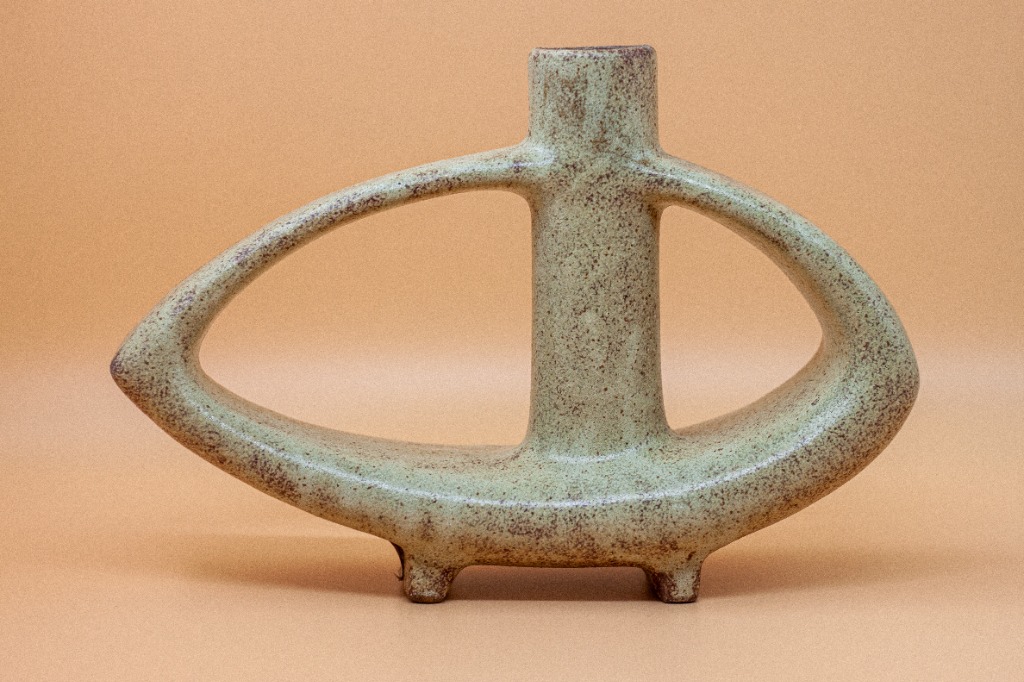 0710-003 ikebana stoneware vase, Furniture & Home Living, Home Decor ...