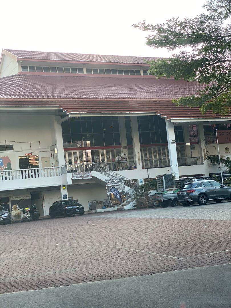 8-10am 17 jul Badminton court at sprout Hub, Sports Equipment, Sports ...