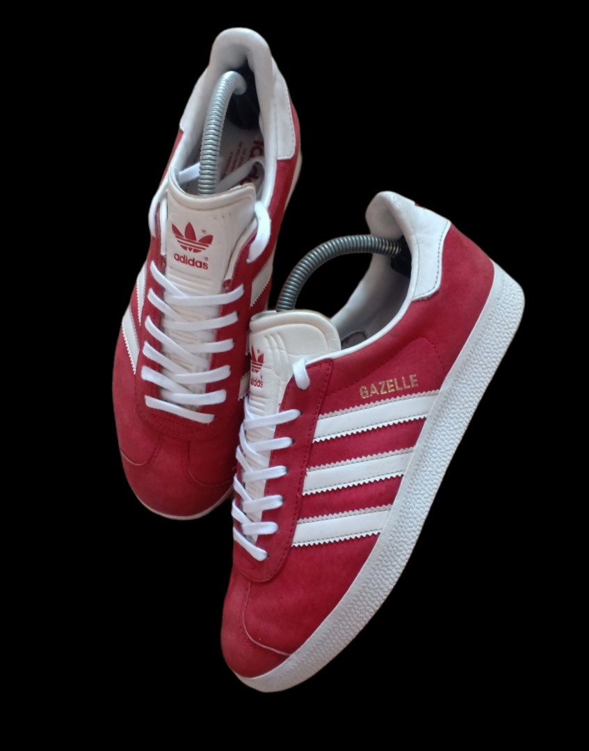Adidas Gazelle Red Suede, Men's Fashion, Footwear, Sneakers on Carousell