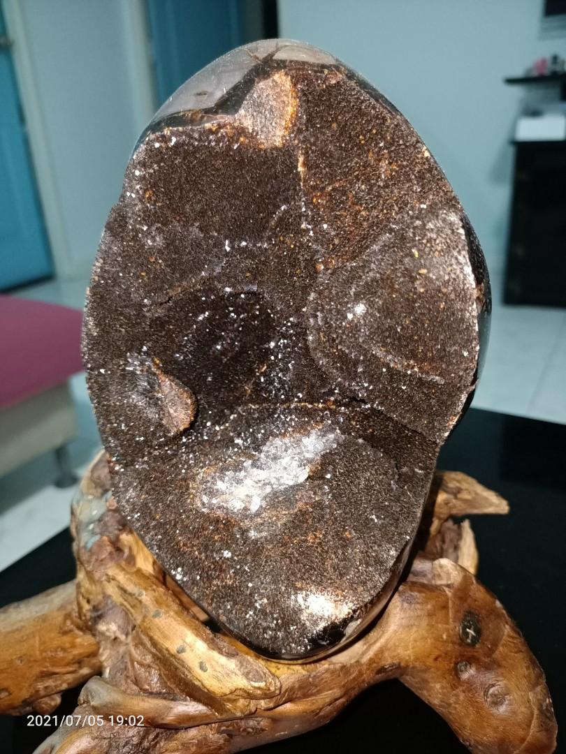 Amethyst crastal (Madagascar), Women's Fashion, Jewelry & Organisers ...