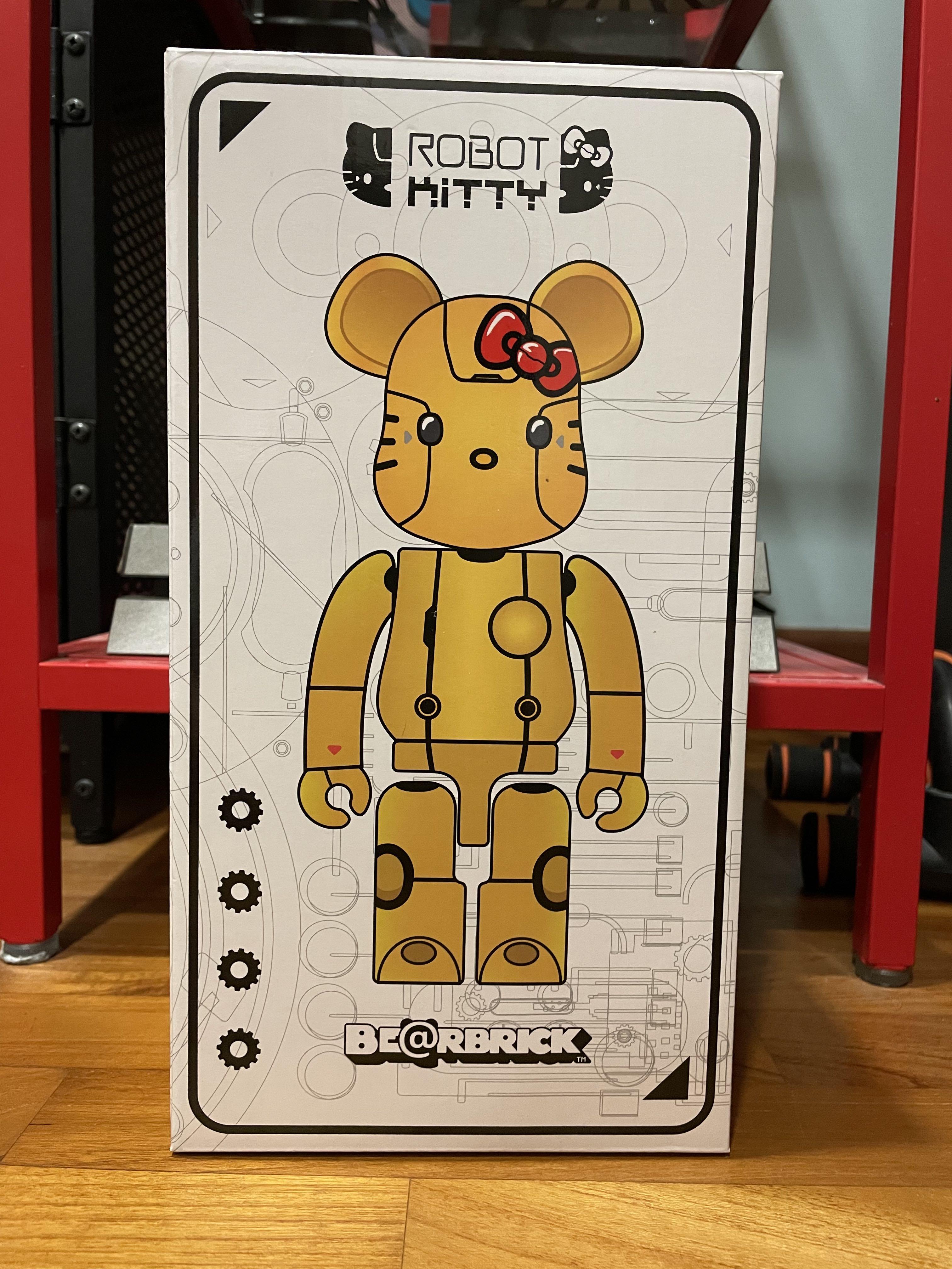 Bearbricks x Robot Kitty Gold 400%, Hobbies & Toys, Toys & Games on ...