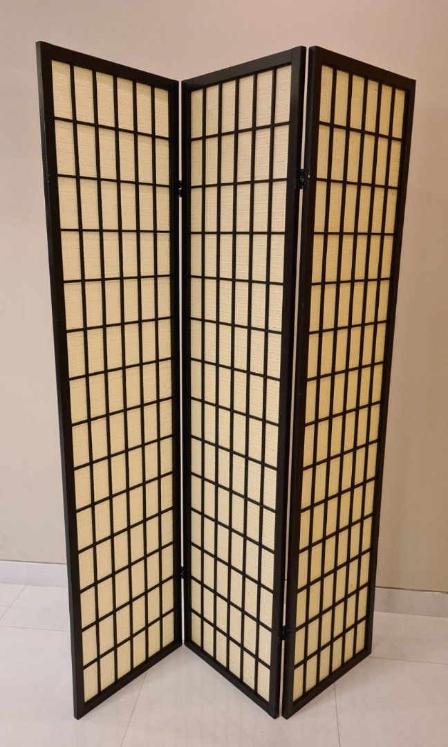 Beautiful Divider for sale, Furniture & Home Living, Furniture, Shelves ...