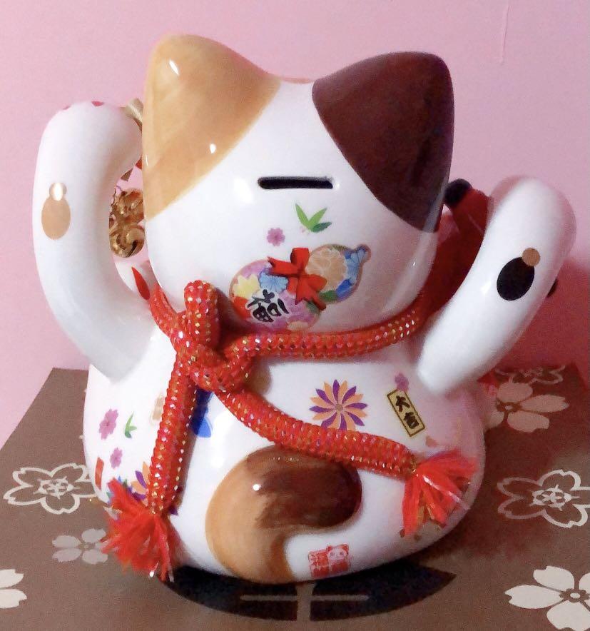 Fortune Cat. Zhao cai Mao. 招财猫, Furniture & Home Living, Home Decor ...