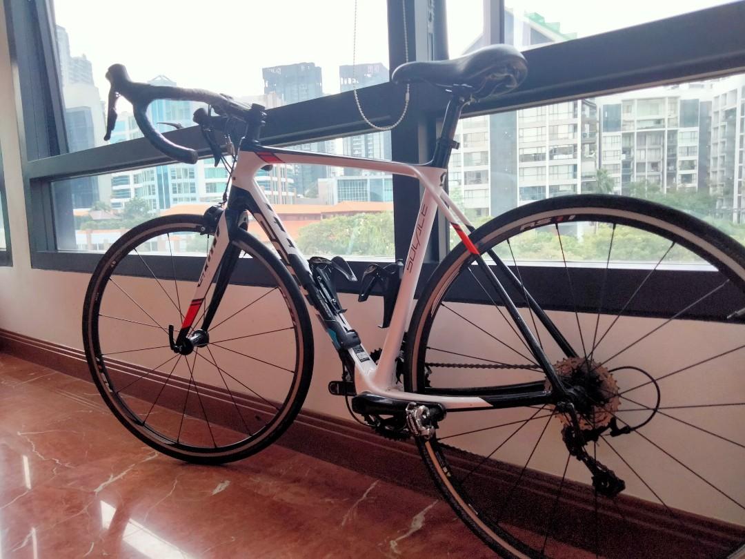Full Carbon Scott road bike with extra rims, Sports Equipment, Bicycles ...