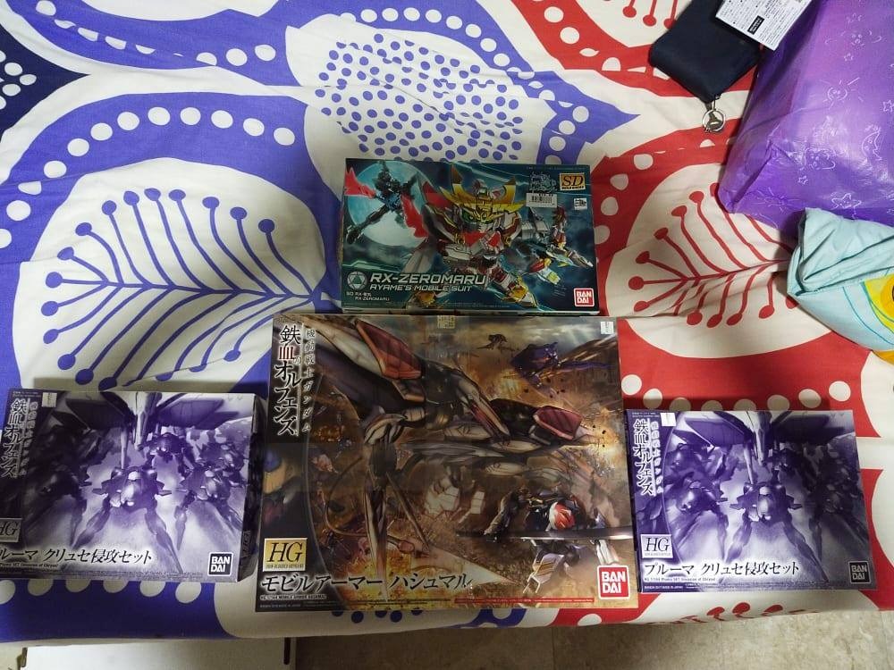 HG mobile armor Hashmal (gundam iron blooded orphans) with Pluma set ...