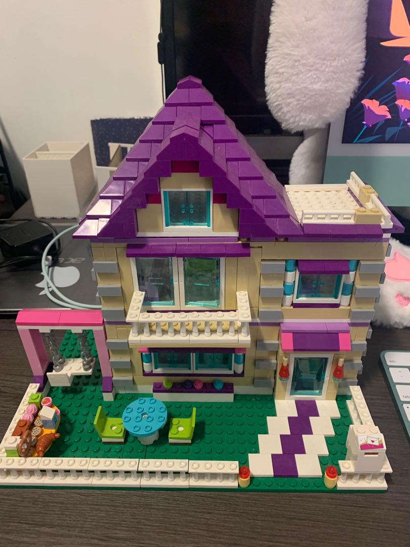 LEGO House (built), Hobbies & Toys, Toys & Games on Carousell