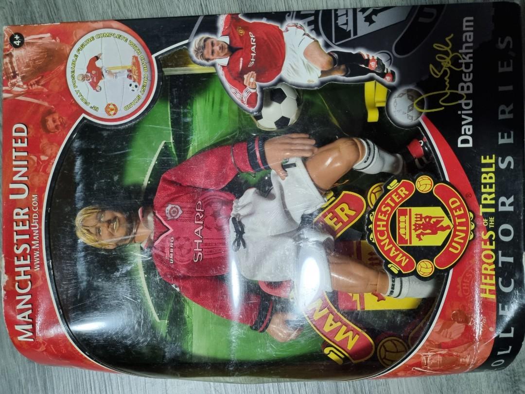 Manchester United - David Beckham Figurine, Hobbies & Toys, Memorabilia ...