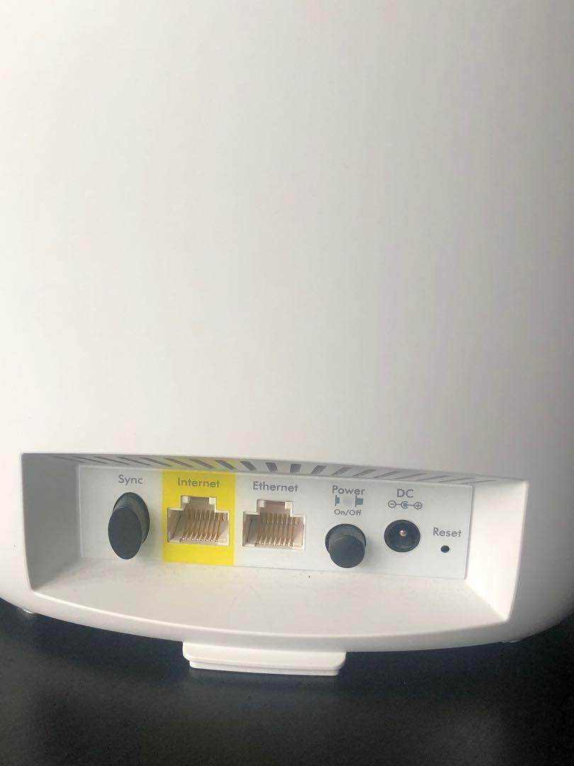 Netgear Orbi RBR20 Tri-band Wifi Mesh (router & voice satellite ...