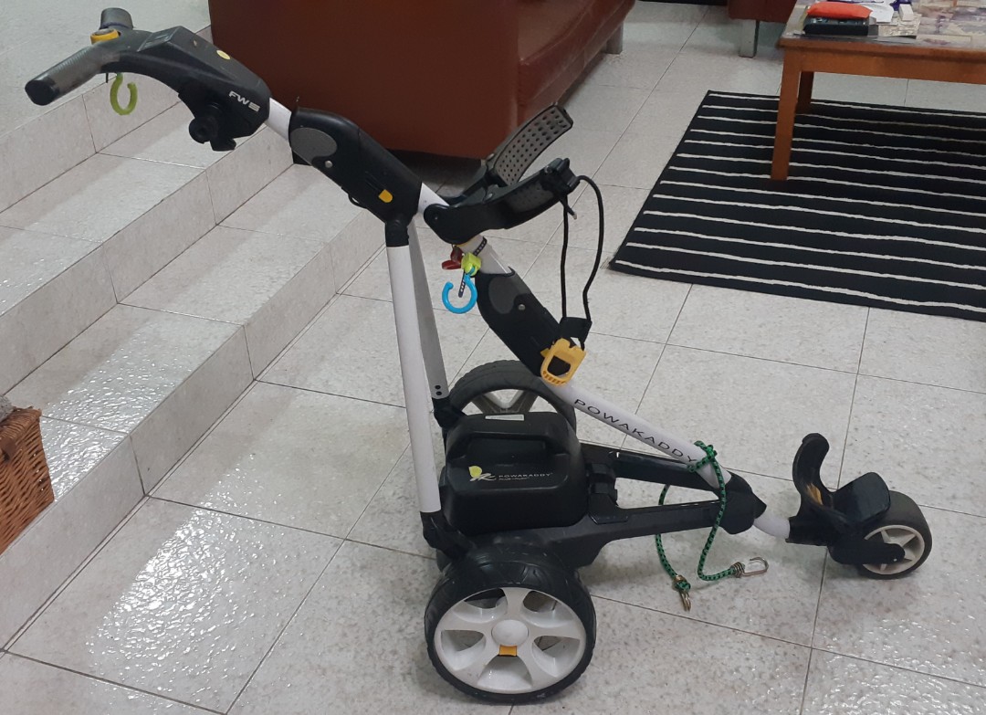 Powakaddy FW5 Electric Powered Golf Trolley, Sports Equipment, Sports ...