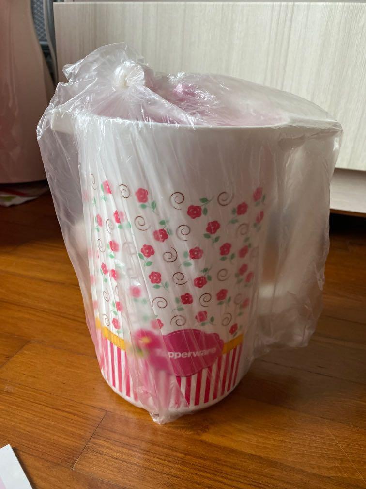 Tupperware Blushing Pink Pitcher 2.0L, TV & Home Appliances, Kitchen ...