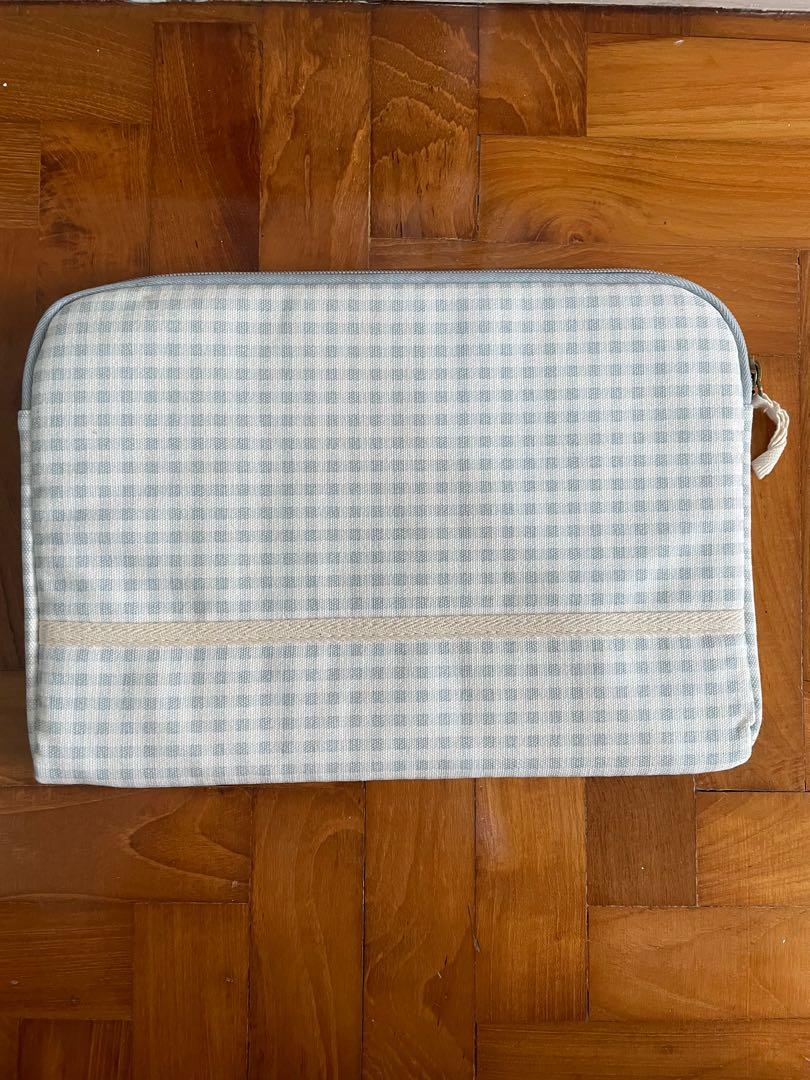 Typo 11 Inch Laptop Case, Computers & Tech, Parts & Accessories, Laptop ...