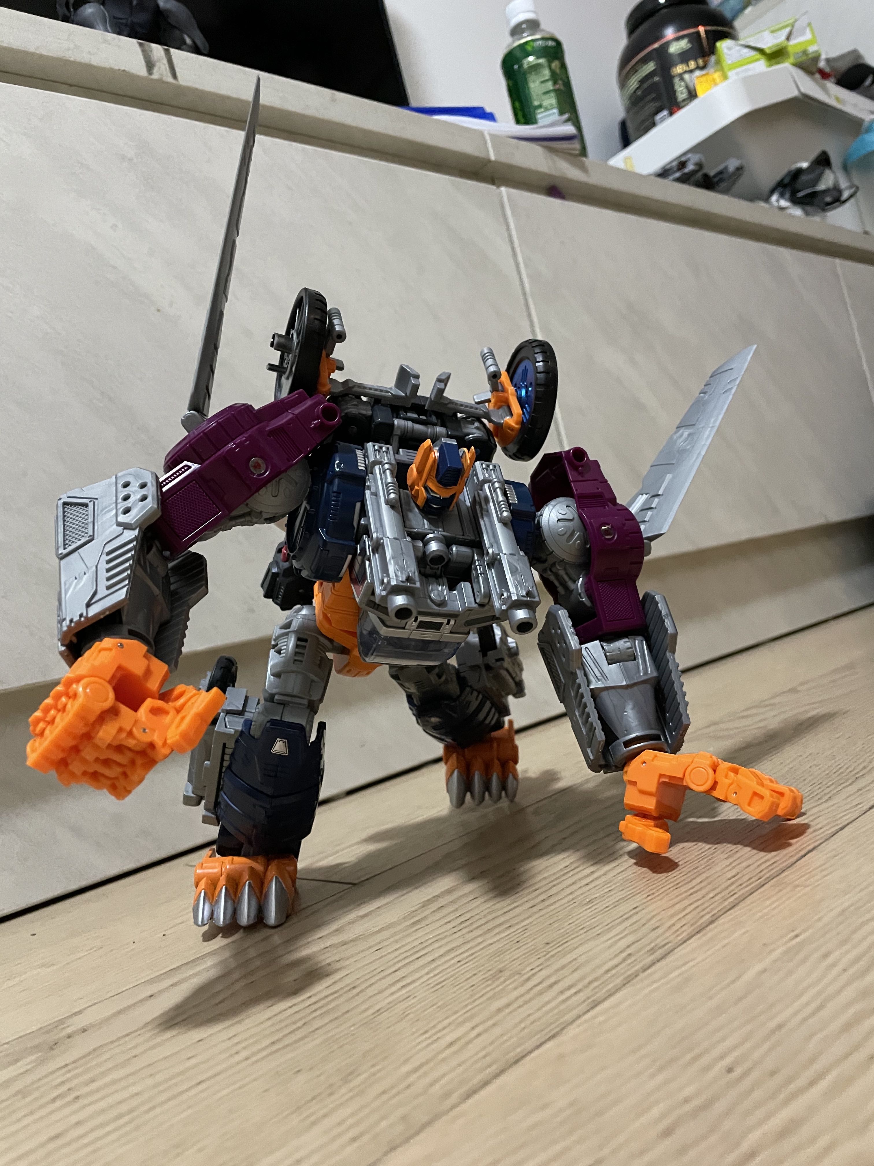 變形金剛 四變猩猩文 ptop Optimal Optimus 連dna配件, 興趣及遊戲, 玩具 & 遊戲類 - Carousell