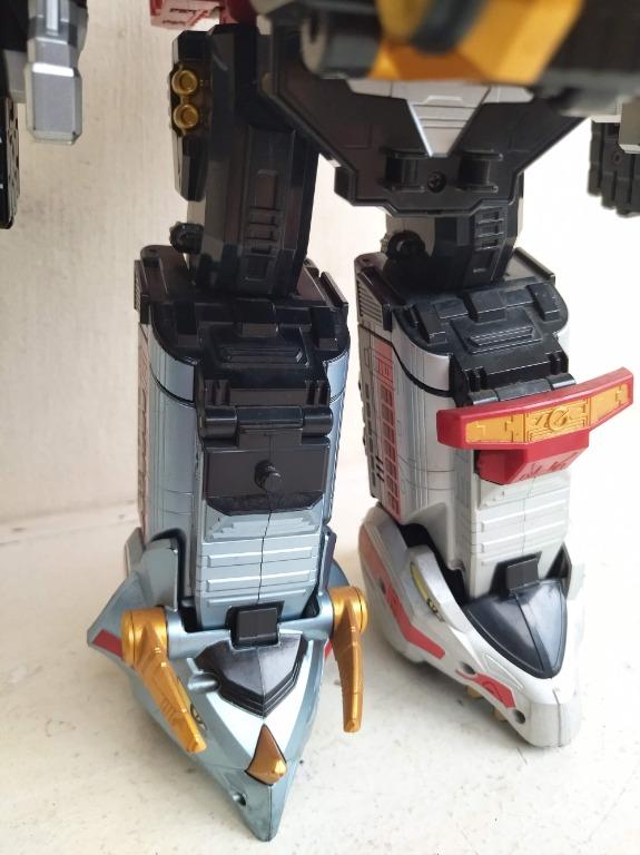 Bandai Power Rangers RPM Engine Sentai Go-onger DX Engine Gattai ...