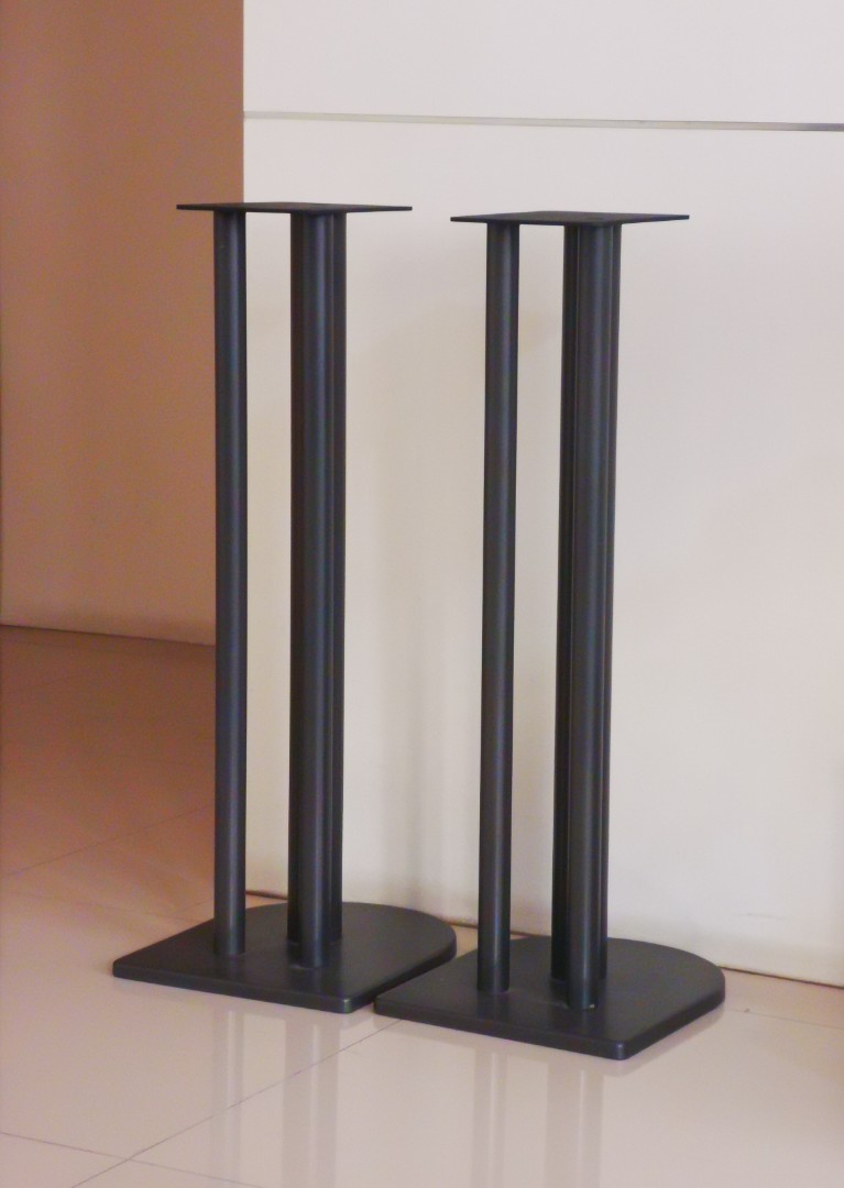 Bookshelf speaker stand, Audio, Soundbars, Speakers & Amplifiers on ...