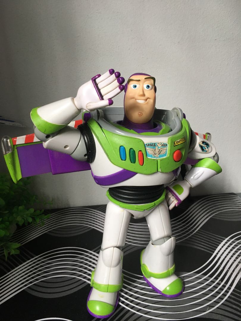 Buzz Lightyear Signature Collection, Hobbies & Toys, Collectibles ...