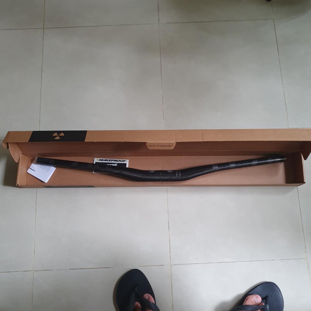 Carbon Nukeproof horizon v2 handlebar, Sports Equipment, Bicycles ...