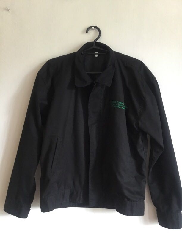 College of Saint Benilde SHRIM Uniform, Women's Fashion, Tops ...