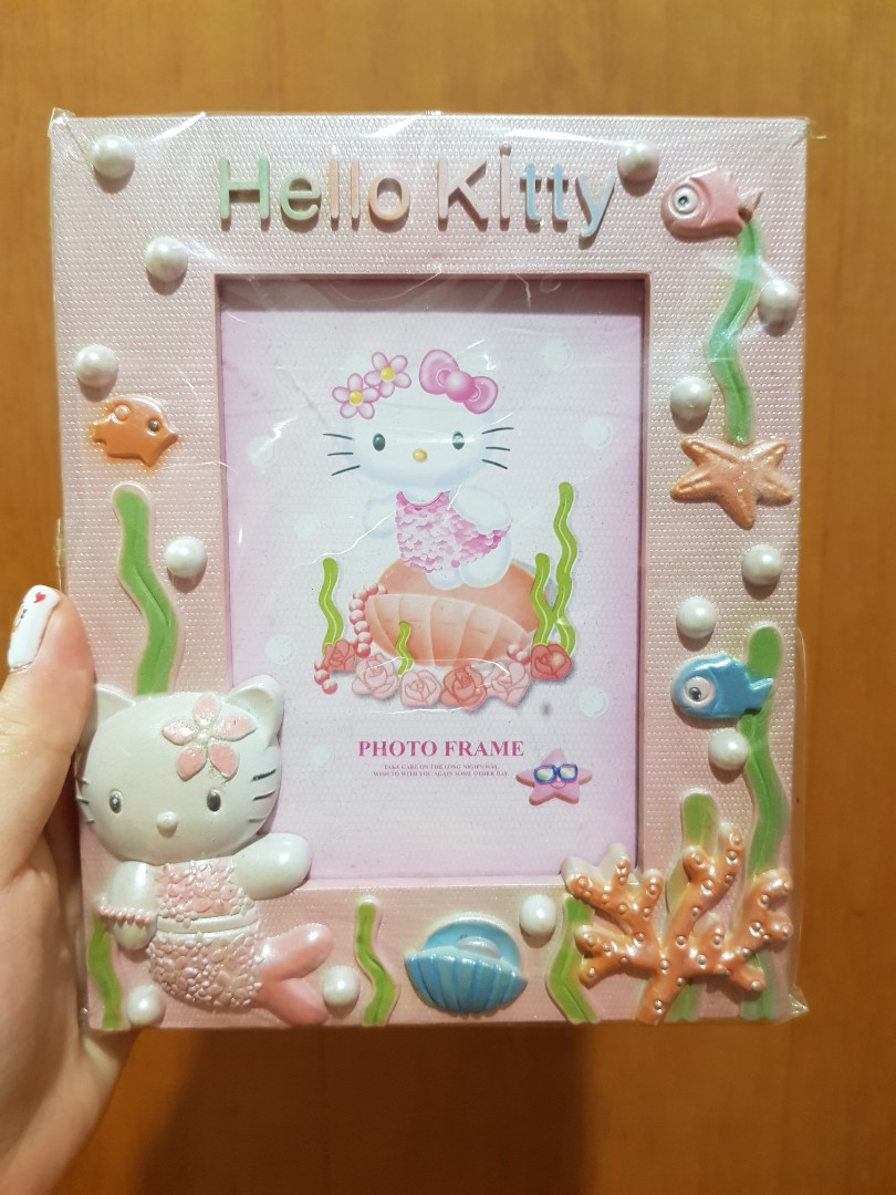 Hello Kitty Photo Frame, Everything Else on Carousell