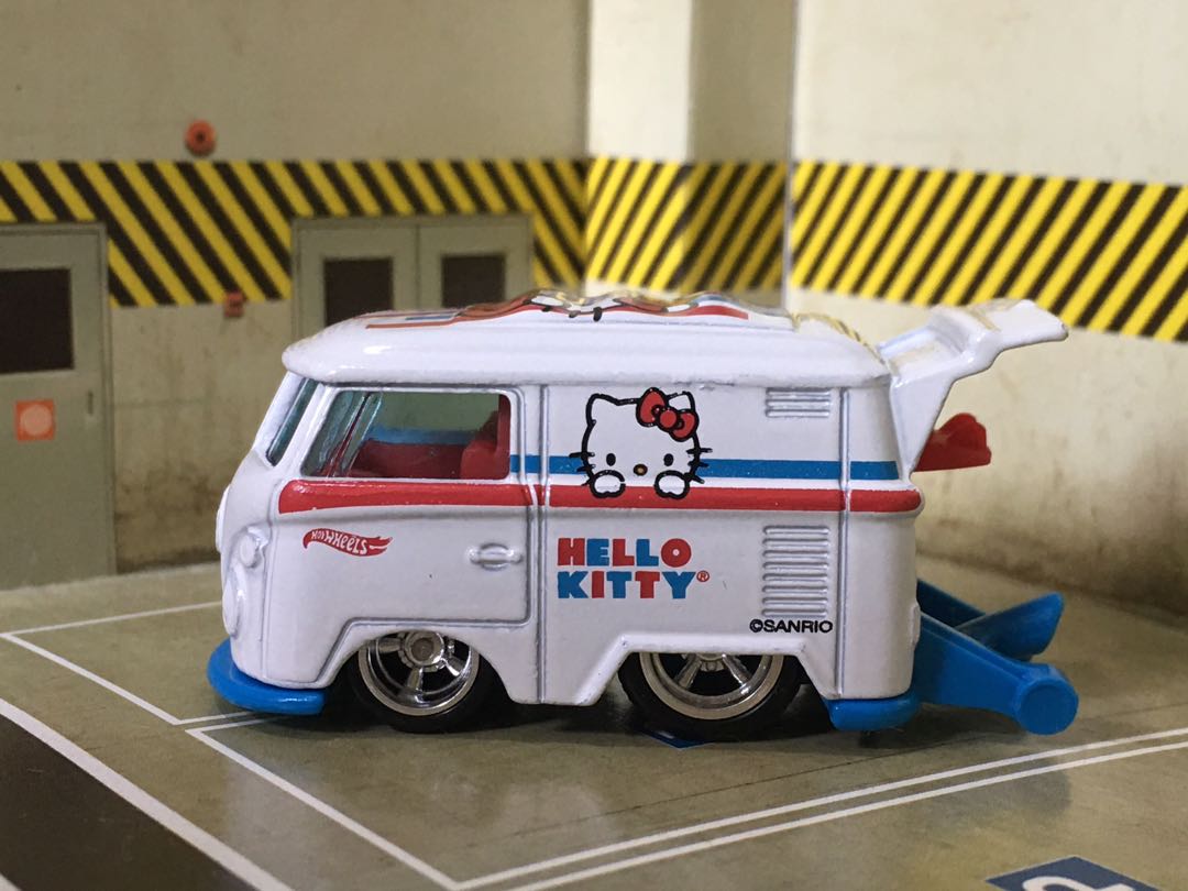 Hot Wheels Kool Kombi Hello Kitty - Rubber Wheel option, Hobbies & Toys ...