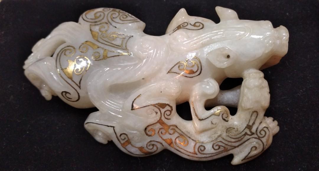和田玉金鑲玉鎏金鏤雕摆件Old Chinese White Jade Pi Jiu Statue, Hobbies & Toys ...