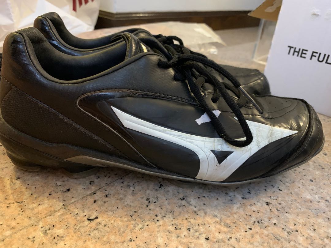 Softball Cleats + Shin Guards, Sports Equipment, Sports & Games, Racket ...